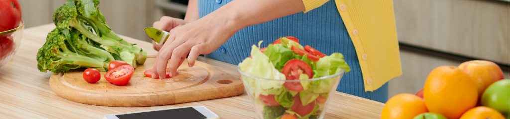 Maintaining healthy fertility diet with the right vitamins ...